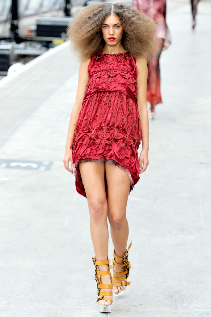 Topshop Unique Spring 2011 Collection | 네이트 판