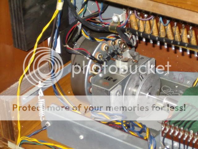 New Hammond Day :) The A102 is HOME ... plus gut shots. - Keys, Synths ...